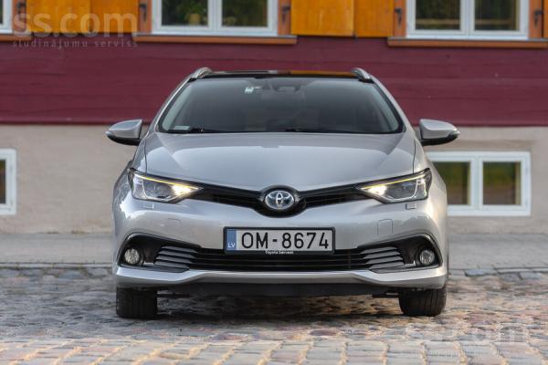 Pelēks Toyota Auris 2018 Jelgava, ar dzinēja tilpumu 1.80 L un nobraukumu 237 tūkst. km par 9700 €, foto 2 vietnē AUTOMOTO.COM.LV