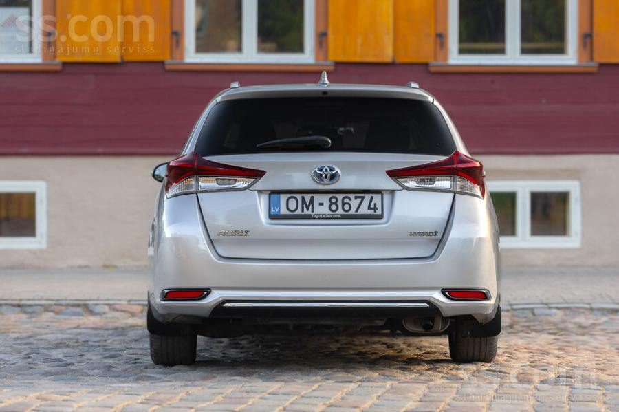Pelēks Toyota Auris 2018 Jelgava, ar dzinēja tilpumu 1.80 L un nobraukumu 237 tūkst. km par 9700 €, foto 8 vietnē AUTOMOTO.COM.LV