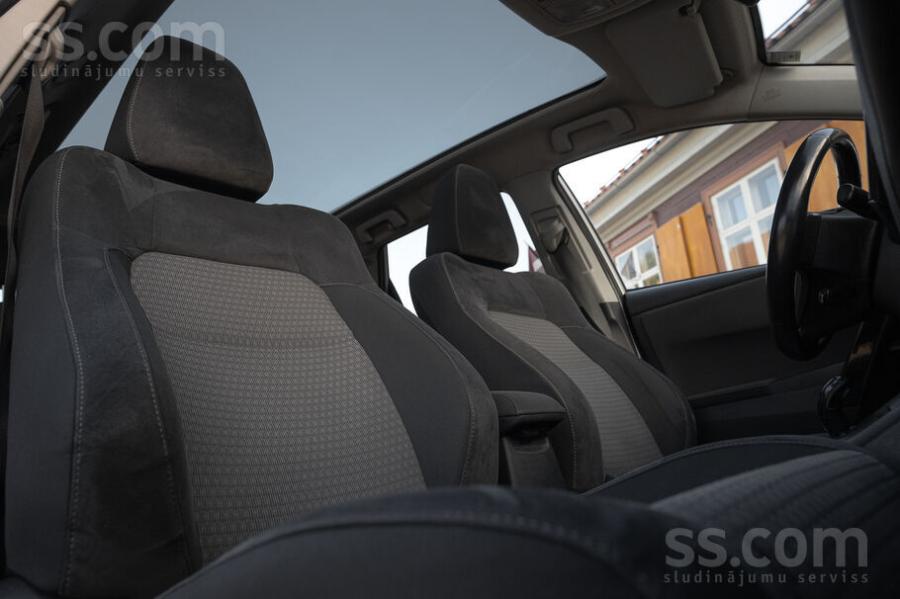 Pelēks Toyota Auris 2018 Jelgava, ar dzinēja tilpumu 1.80 L un nobraukumu 237 tūkst. km par 9700 €, foto 21 vietnē AUTOMOTO.COM.LV