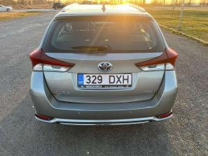 Pelēks Toyota Auris 2018 Tallina, ar dzinēja tilpumu 1.80 L un nobraukumu 229 tūkst. km par 10190 €, foto 8 vietnē AUTOMOTO.COM.LV