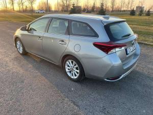 Pelēks Toyota Auris 2018 Tallina, ar dzinēja tilpumu 1.80 L un nobraukumu 229 tūkst. km par 10190 €, foto 9 vietnē AUTOMOTO.COM.LV