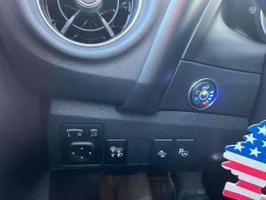 Pelēks Toyota Auris 2018 Tallina, ar dzinēja tilpumu 1.80 L un nobraukumu 229 tūkst. km par 10190 €, foto 12 vietnē AUTOMOTO.COM.LV