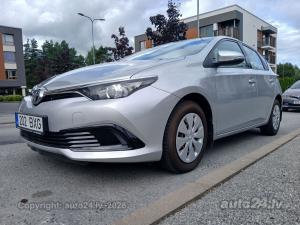 Pelēks Toyota Auris 2018 Tallina, ar dzinēja tilpumu 1.60 L un nobraukumu 163 tūkst. km par 10400 €, foto 5 vietnē AUTOMOTO.COM.LV