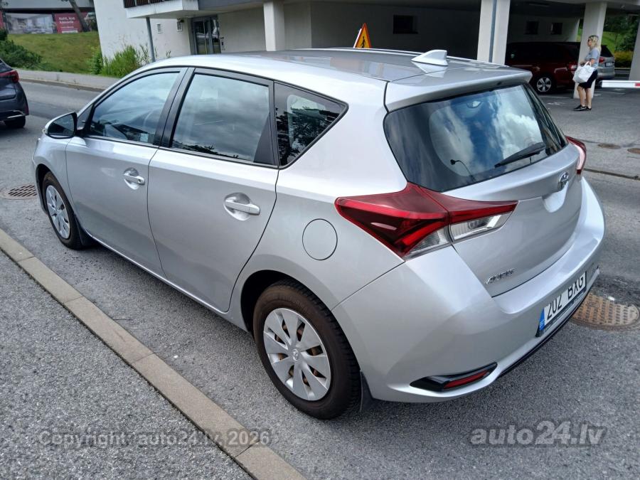 Pelēks Toyota Auris 2018 Tallina, ar dzinēja tilpumu 1.60 L un nobraukumu 163 tūkst. km par 10400 €, foto 7 vietnē AUTOMOTO.COM.LV