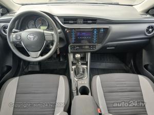 Pelēks Toyota Auris 2018 Tallina, ar dzinēja tilpumu 1.60 L un nobraukumu 163 tūkst. km par 10400 €, foto 15 vietnē AUTOMOTO.COM.LV