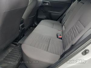 Pelēks Toyota Auris 2018 Tallina, ar dzinēja tilpumu 1.60 L un nobraukumu 163 tūkst. km par 10400 €, foto 17 vietnē AUTOMOTO.COM.LV