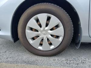 Pelēks Toyota Auris 2018 Tallina, ar dzinēja tilpumu 1.60 L un nobraukumu 163 tūkst. km par 10400 €, foto 24 vietnē AUTOMOTO.COM.LV