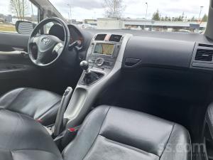 Toyota Auris 2007 Rīga, ar dzinēja tilpumu 2.20 L un nobraukumu 320 tūkst. km par 1750 €, foto 11 vietnē AUTOMOTO.COM.LV