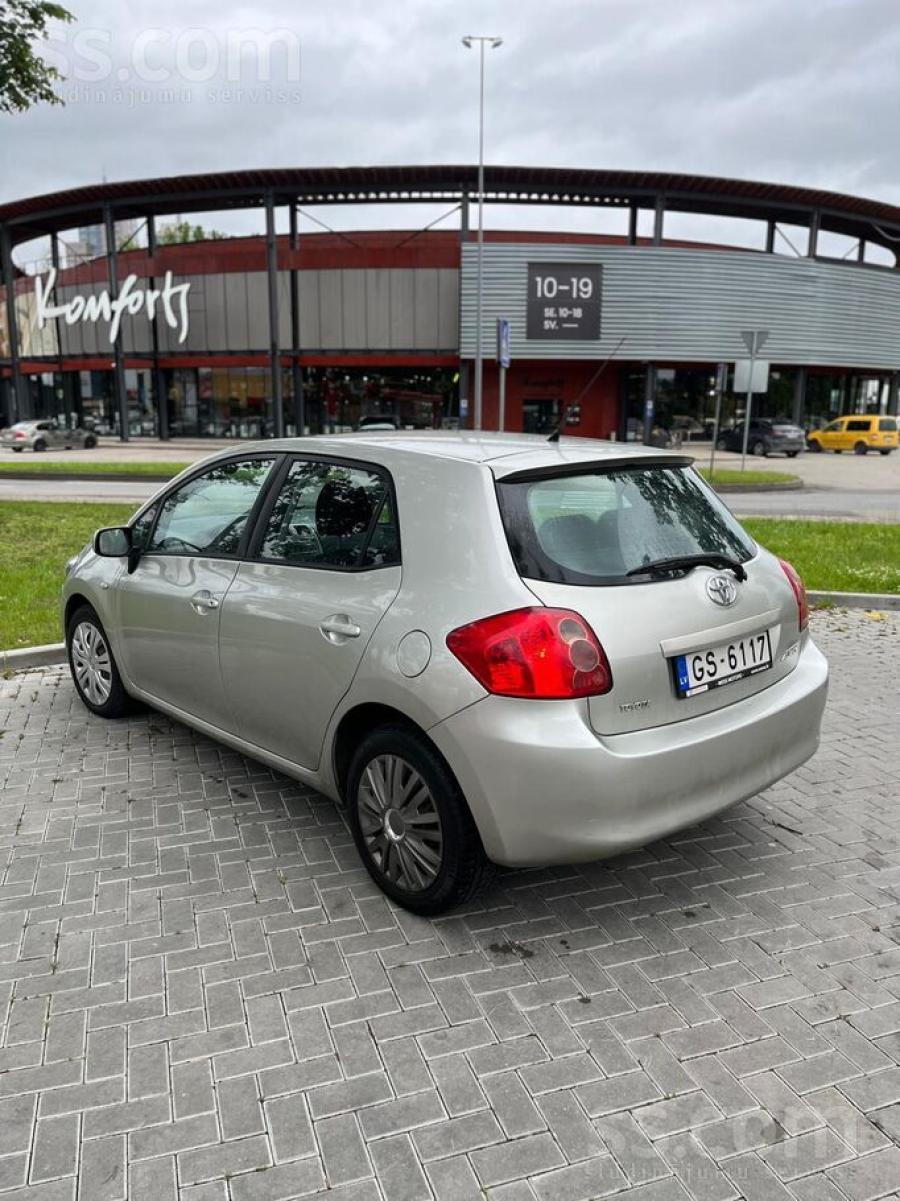 Toyota Auris 2007 in Riga, with an engine capacity of 1.60 L and mileage of 179 thousand km for 3100 €, photo 4 on AUTOMOTO.COM.LV