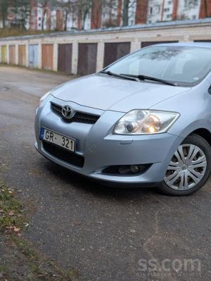 Toyota Auris 2007 Cēsis, ar dzinēja tilpumu 1.60 L un nobraukumu 253 tūkst. km par 2300 €, foto 9 vietnē AUTOMOTO.COM.LV