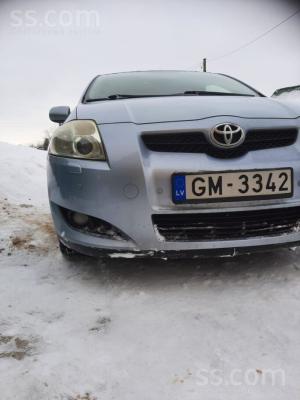 Toyota Auris 2007 Daugavpils, ar dzinēja tilpumu 1.60 L un nobraukumu 114 tūkst. km par 3300 €, foto 2 vietnē AUTOMOTO.COM.LV