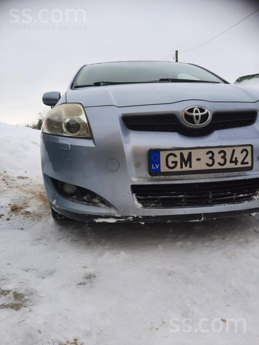 Toyota Auris 2007 Daugavpils, ar dzinēja tilpumu 1.60 L un nobraukumu 114 tūkst. km par 3300 €, foto 2 vietnē AUTOMOTO.COM.LV