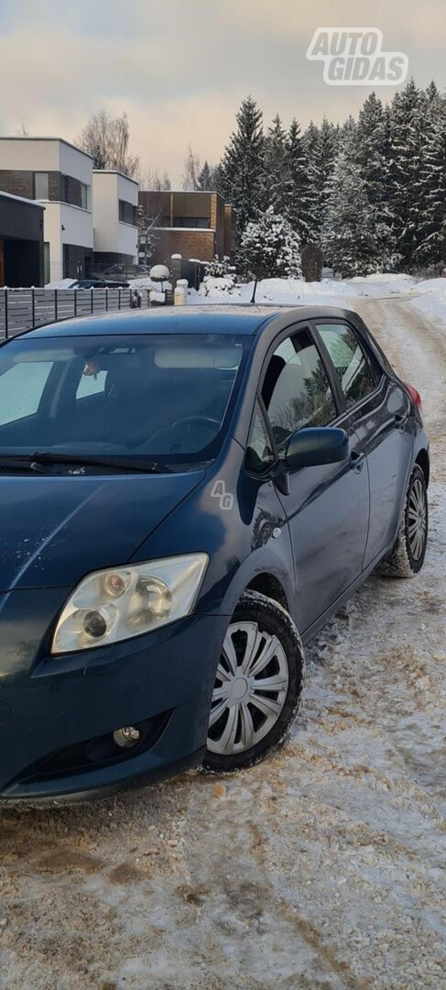Toyota Auris 2007 in Vilnius, with an engine capacity of 2.00 L and mileage of 294 thousand km for 1950 €, photo 12 on AUTOMOTO.COM.LV