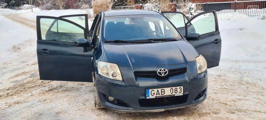 Toyota Auris 2007 in Vilnius, with an engine capacity of 2.00 L and mileage of 294 thousand km for 1950 €, photo 17 on AUTOMOTO.COM.LV