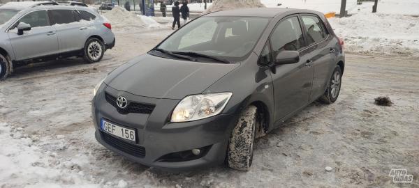Toyota Auris 2007 Viļņa, ar dzinēja tilpumu 1.60 L un nobraukumu 255 tūkst. km par 3000 €, foto 1 vietnē AUTOMOTO.COM.LV