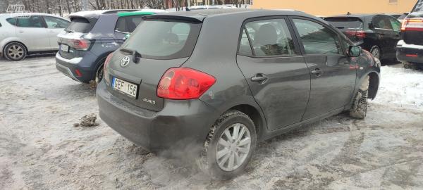 Toyota Auris 2007 Viļņa, ar dzinēja tilpumu 1.60 L un nobraukumu 255 tūkst. km par 3000 €, foto 5 vietnē AUTOMOTO.COM.LV