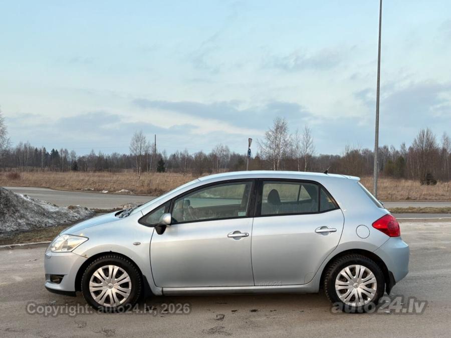 Toyota Auris 2007 Rapla, ar dzinēja tilpumu 1.40 L un nobraukumu 247 tūkst. km par 1750 €, foto 4 vietnē AUTOMOTO.COM.LV