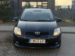 Toyota Auris 2007 Viļņa, ar dzinēja tilpumu 1.40 L un nobraukumu 270 tūkst. km par 2600 €, foto 5 vietnē AUTOMOTO.COM.LV