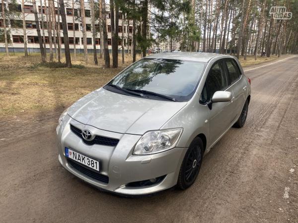 Toyota Auris 2007 Ukmergė, ar dzinēja tilpumu 2.00 L un nobraukumu 278 tūkst. km par 1650 €, foto 1 vietnē AUTOMOTO.COM.LV