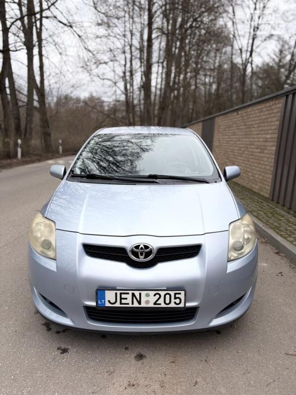 Toyota Auris 2007 in Vilnius, with an engine capacity of 2.00 L and mileage of 265 thousand km for 2250 €, photo 3 on AUTOMOTO.COM.LV