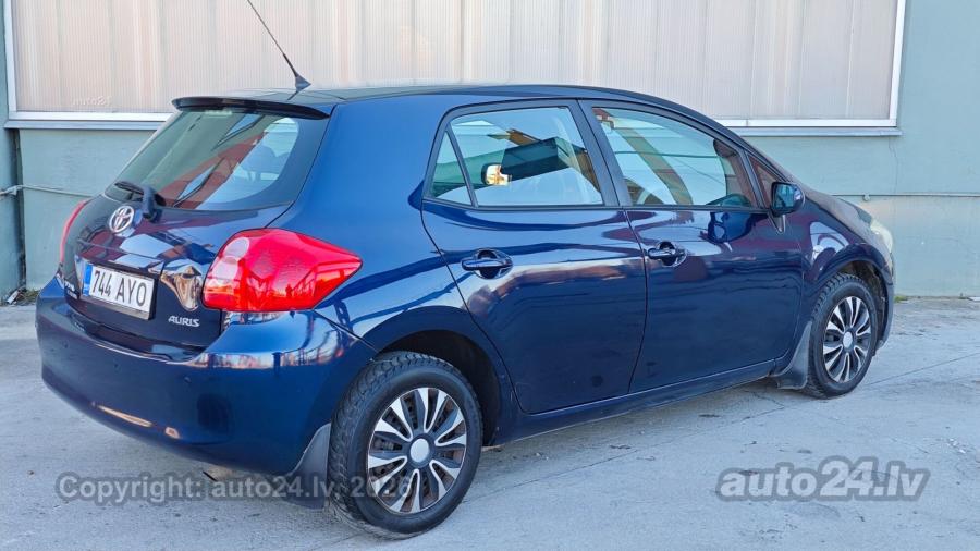 Toyota Auris 2007 Tallina, ar dzinēja tilpumu 1.60 L un nobraukumu 99 tūkst. km par 3600 €, foto 3 vietnē AUTOMOTO.COM.LV