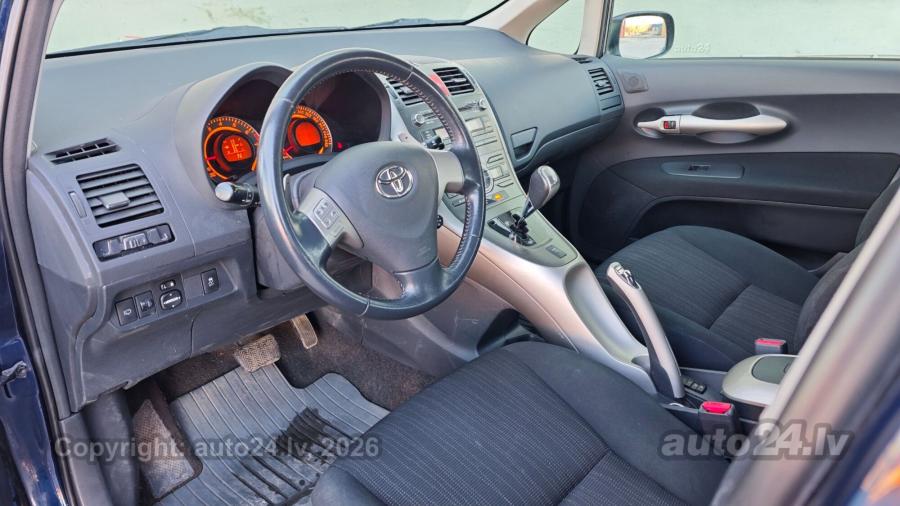 Toyota Auris 2007 Tallina, ar dzinēja tilpumu 1.60 L un nobraukumu 99 tūkst. km par 3600 €, foto 6 vietnē AUTOMOTO.COM.LV