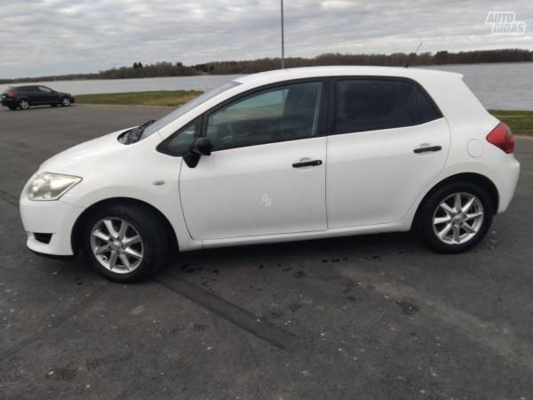 Toyota Auris 2007 Telšiai, ar dzinēja tilpumu 1.40 L un nobraukumu 341 tūkst. km par 1950 €, foto 2 vietnē AUTOMOTO.COM.LV