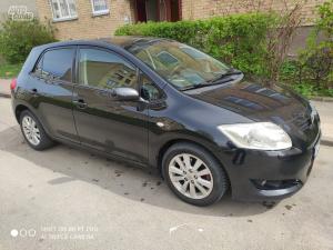 Toyota Auris 2007 Radviliškis, ar dzinēja tilpumu 2.00 L un nobraukumu 321 tūkst. km par 2350 €, foto 3 vietnē AUTOMOTO.COM.LV