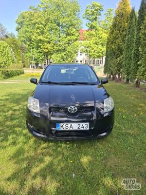 Toyota Auris 2007 Pagėgiai, ar dzinēja tilpumu 1.40 L un nobraukumu 287 tūkst. km par 2900 €, foto  vietnē AUTOMOTO.COM.LV