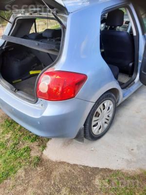 Toyota Auris 2007 Daugavpils, ar dzinēja tilpumu 1.60 L un nobraukumu 116 tūkst. km par 2300 €, foto 5 vietnē AUTOMOTO.COM.LV