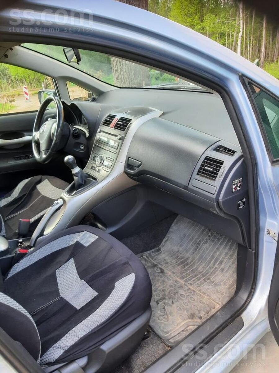 Toyota Auris 2007 Daugavpils, ar dzinēja tilpumu 1.60 L un nobraukumu 116 tūkst. km par 2300 €, foto 7 vietnē AUTOMOTO.COM.LV