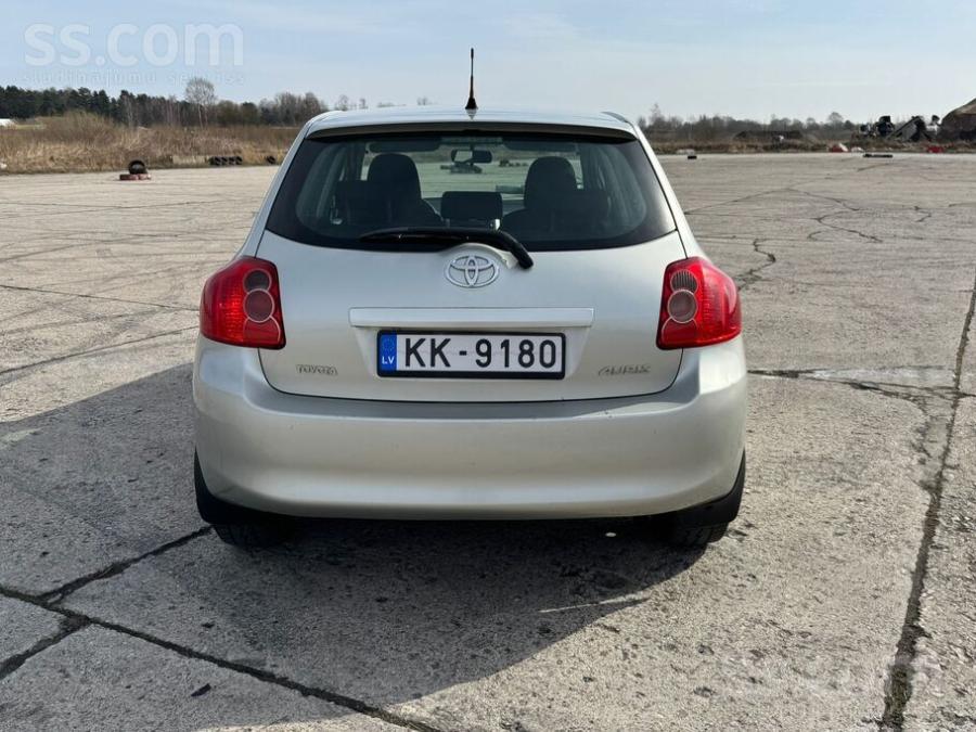 Toyota Auris 2007 in Riga, with an engine capacity of 1.60 L and mileage of 0 thousand km for 2499 €, photo 5 on AUTOMOTO.COM.LV