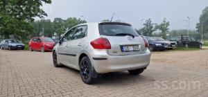 Toyota Auris 2007 in Valmiera, with an engine capacity of 2.00 L and mileage of 322 thousand km for 1700 €, photo 5 on AUTOMOTO.COM.LV