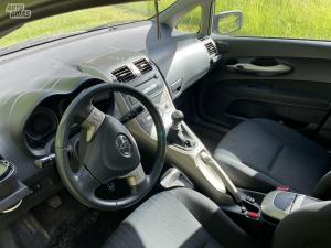 Toyota Auris 2007 Ukmergė, ar dzinēja tilpumu 2.00 L un nobraukumu 278 tūkst. km par 750 €, foto 5 vietnē AUTOMOTO.COM.LV
