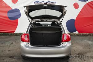 Toyota Auris 2007 in Riga, with an engine capacity of 1.60 L and mileage of 113 thousand km for 3200 €, photo 18 on AUTOMOTO.COM.LV