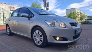 Toyota Auris 2007 Daugavpils, ar dzinēja tilpumu 2.00 L un nobraukumu 247 tūkst. km par 1700 €, foto  vietnē AUTOMOTO.COM.LV
