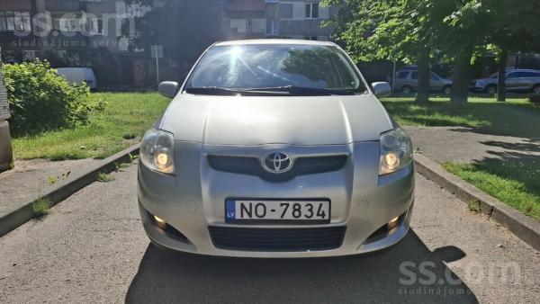 Toyota Auris 2007 Daugavpils, ar dzinēja tilpumu 2.00 L un nobraukumu 247 tūkst. km par 1700 €, foto 10 vietnē AUTOMOTO.COM.LV