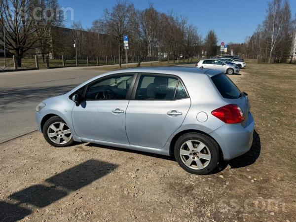 Тойота Аурис 2007 в Рига, объемом двигателя 2.00 л и пробегом 0 тыс. км за 1800 €, фото 3 на AUTOMOTO.COM.LV