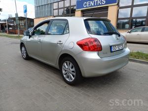 Toyota Auris 2007 Rīga, ar dzinēja tilpumu 1.60 L un nobraukumu 154 tūkst. km par 3900 €, foto 4 vietnē AUTOMOTO.COM.LV