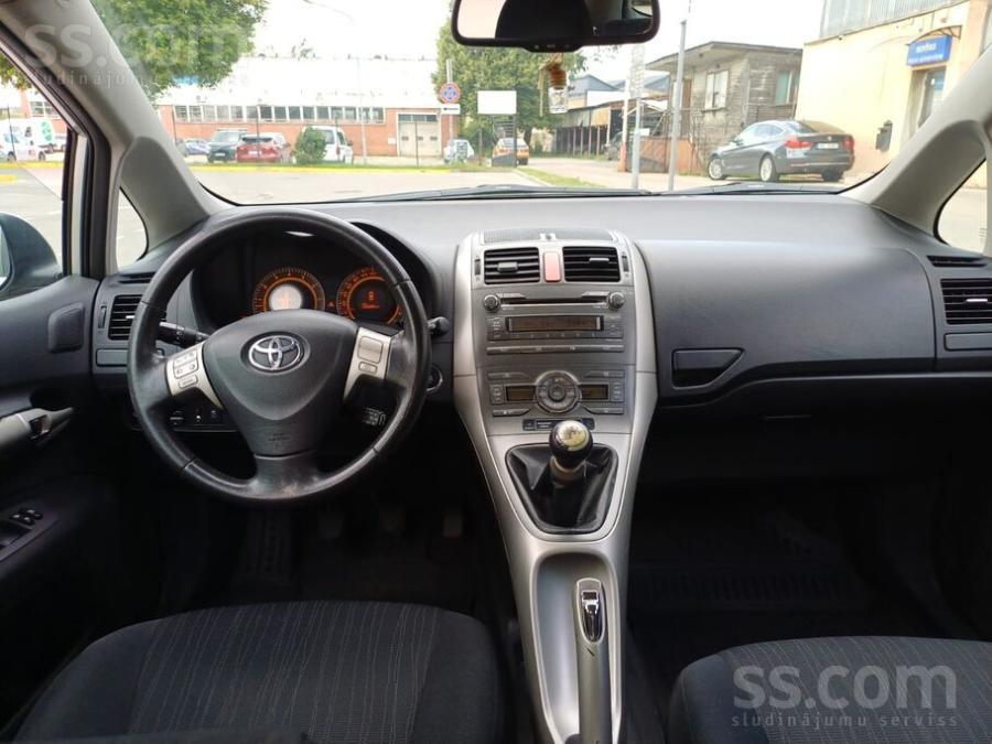 Toyota Auris 2007 Rīga, ar dzinēja tilpumu 1.60 L un nobraukumu 154 tūkst. km par 3900 €, foto 9 vietnē AUTOMOTO.COM.LV