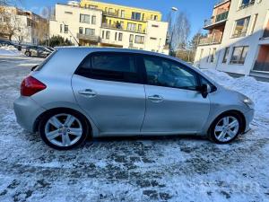 Тойота Аурис 2007 в Рига, объемом двигателя 2.20 л и пробегом 267 тыс. км за 1499 €, фото  на AUTOMOTO.COM.LV