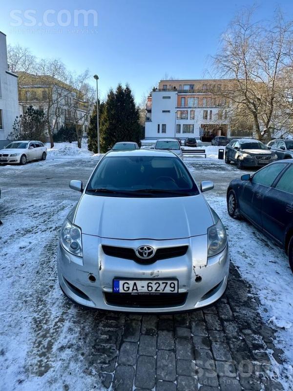 Тойота Аурис 2007 в Рига, объемом двигателя 2.20 л и пробегом 267 тыс. км за 1499 €, фото 2 на AUTOMOTO.COM.LV