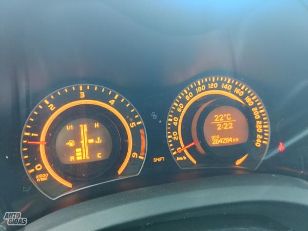 Toyota Auris 2007 in Siauliai, with an engine capacity of 2.00 L and mileage of 260 thousand km for 1550 €, photo 8 on AUTOMOTO.COM.LV