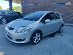Toyota Auris 2007 Šauļi, ar dzinēja tilpumu 2.00 L un nobraukumu 260 tūkst. km par 1550 €, foto  vietnē AUTOMOTO.COM.LV