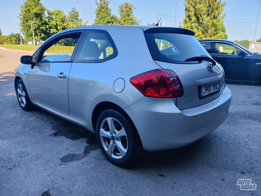 Toyota Auris 2007 Šauļi, ar dzinēja tilpumu 2.00 L un nobraukumu 260 tūkst. km par 1550 €, foto 7 vietnē AUTOMOTO.COM.LV