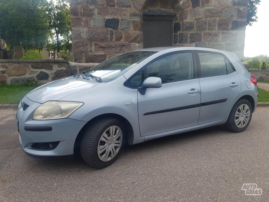 Toyota Auris 2007 in Vilnius, with an engine capacity of 2.00 L and mileage of 30 thousand km for 2100 €, photo 5 on AUTOMOTO.COM.LV