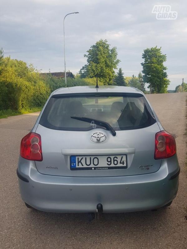Toyota Auris 2007 Viļņa, ar dzinēja tilpumu 2.00 L un nobraukumu 30 tūkst. km par 2100 €, foto 5 vietnē AUTOMOTO.COM.LV
