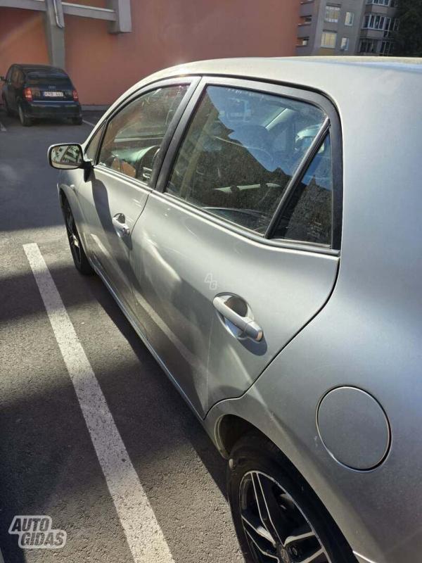 Toyota Auris 2007 Mažeikiai, ar dzinēja tilpumu 1.60 L un nobraukumu 214 tūkst. km par 2500 €, foto 3 vietnē AUTOMOTO.COM.LV