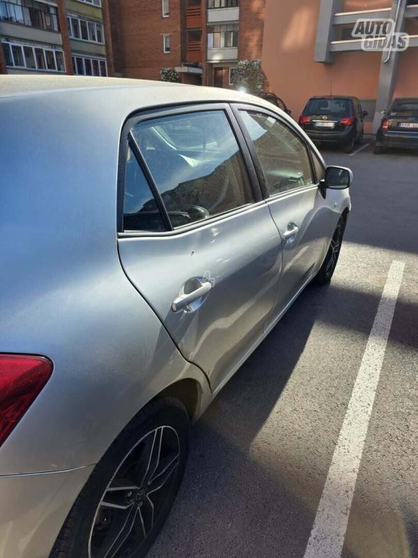 Toyota Auris 2007 Mažeikiai, ar dzinēja tilpumu 1.60 L un nobraukumu 214 tūkst. km par 2500 €, foto 5 vietnē AUTOMOTO.COM.LV