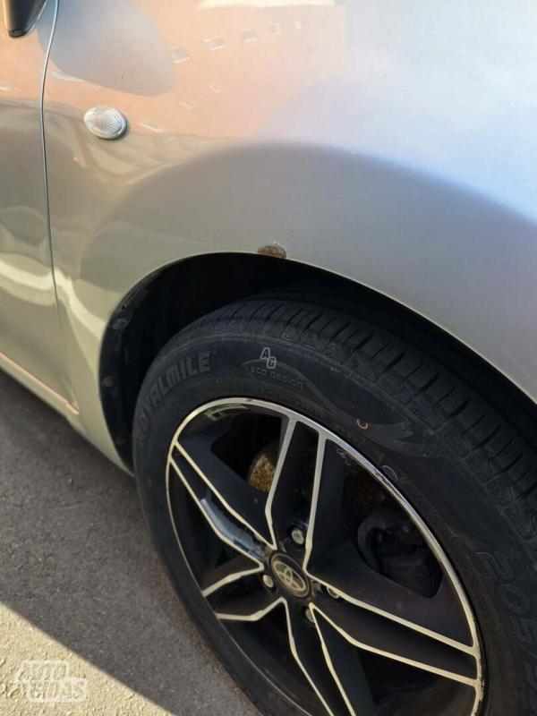 Toyota Auris 2007 Mažeikiai, ar dzinēja tilpumu 1.60 L un nobraukumu 214 tūkst. km par 2500 €, foto 7 vietnē AUTOMOTO.COM.LV
